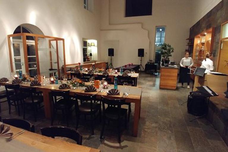 SofaConcerts venue | Rosenhochzeit