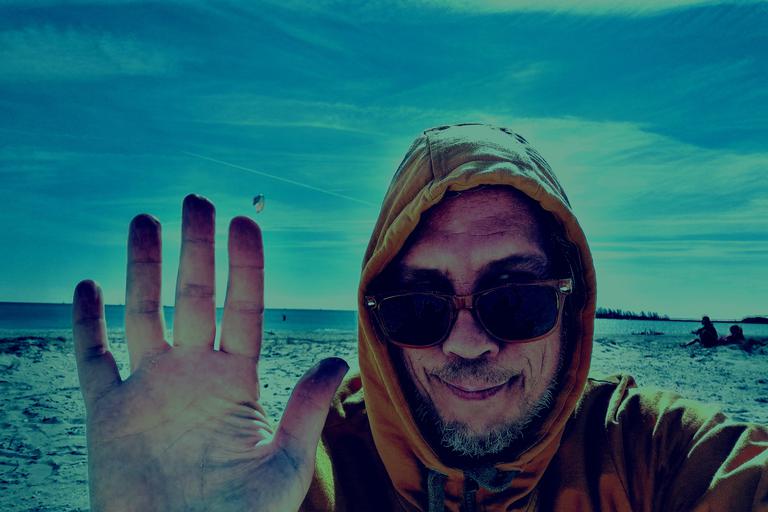 Book Ali-Safari for your event